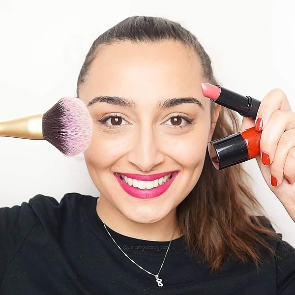 unangolodigioia | Twitter, Instagram, Facebook, TikTok | Linktree