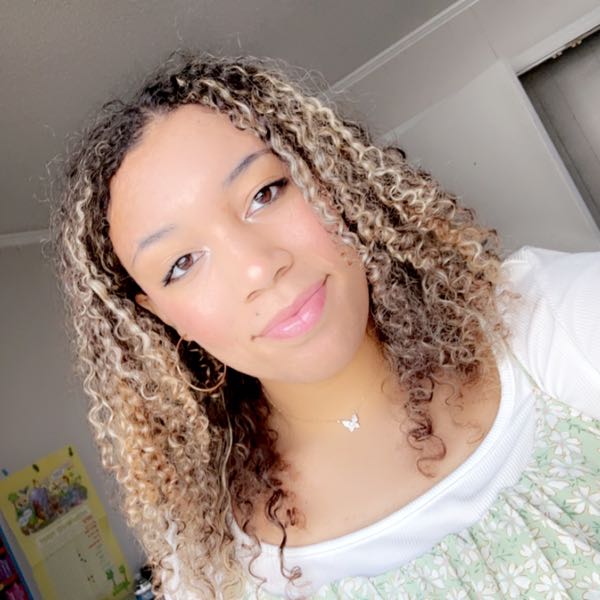 laura_cobb | Instagram, Facebook, TikTok | Linktree