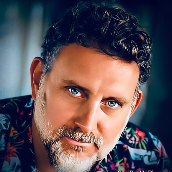 Official TIM CUMMINGS | Twitter, Instagram | Linktree