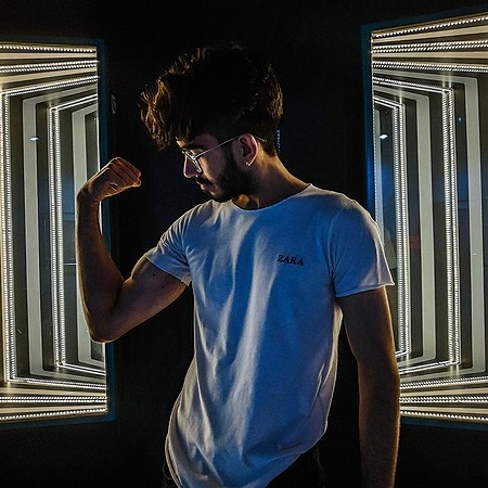 Vyuk | Twitter, Instagram | Linktree