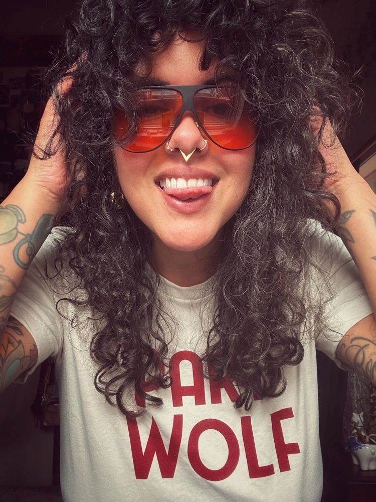 Wolf Womxn | Instagram, TikTok | Linktree