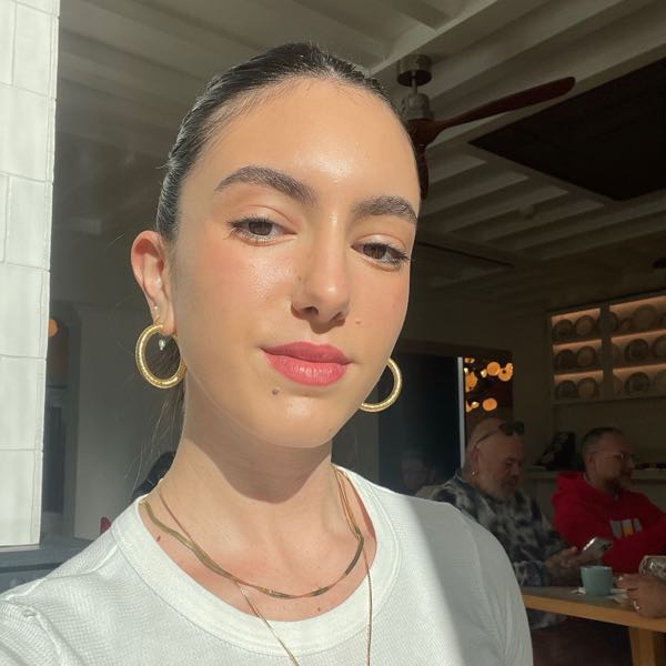 Dana Shany | Instagram, TikTok | Linktree