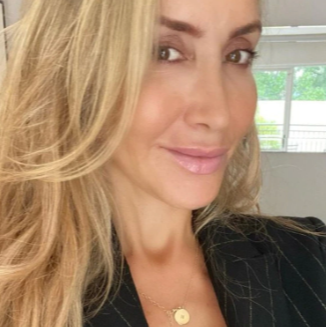 Amanda Goff Official | Twitter, Instagram, Facebook | Linktree