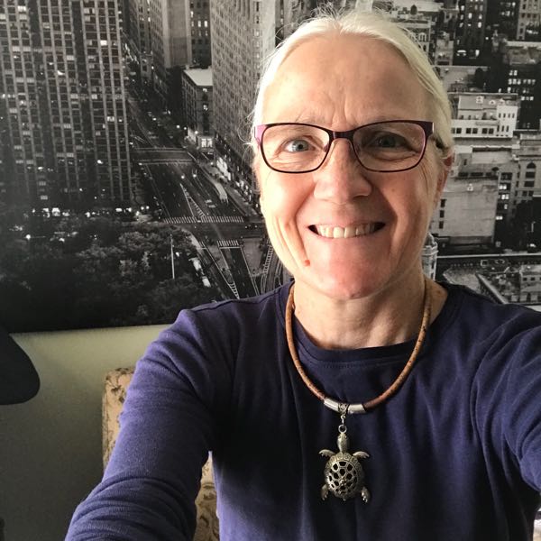 Judith Ritz | Twitter, Instagram, Facebook, TikTok | Linktree