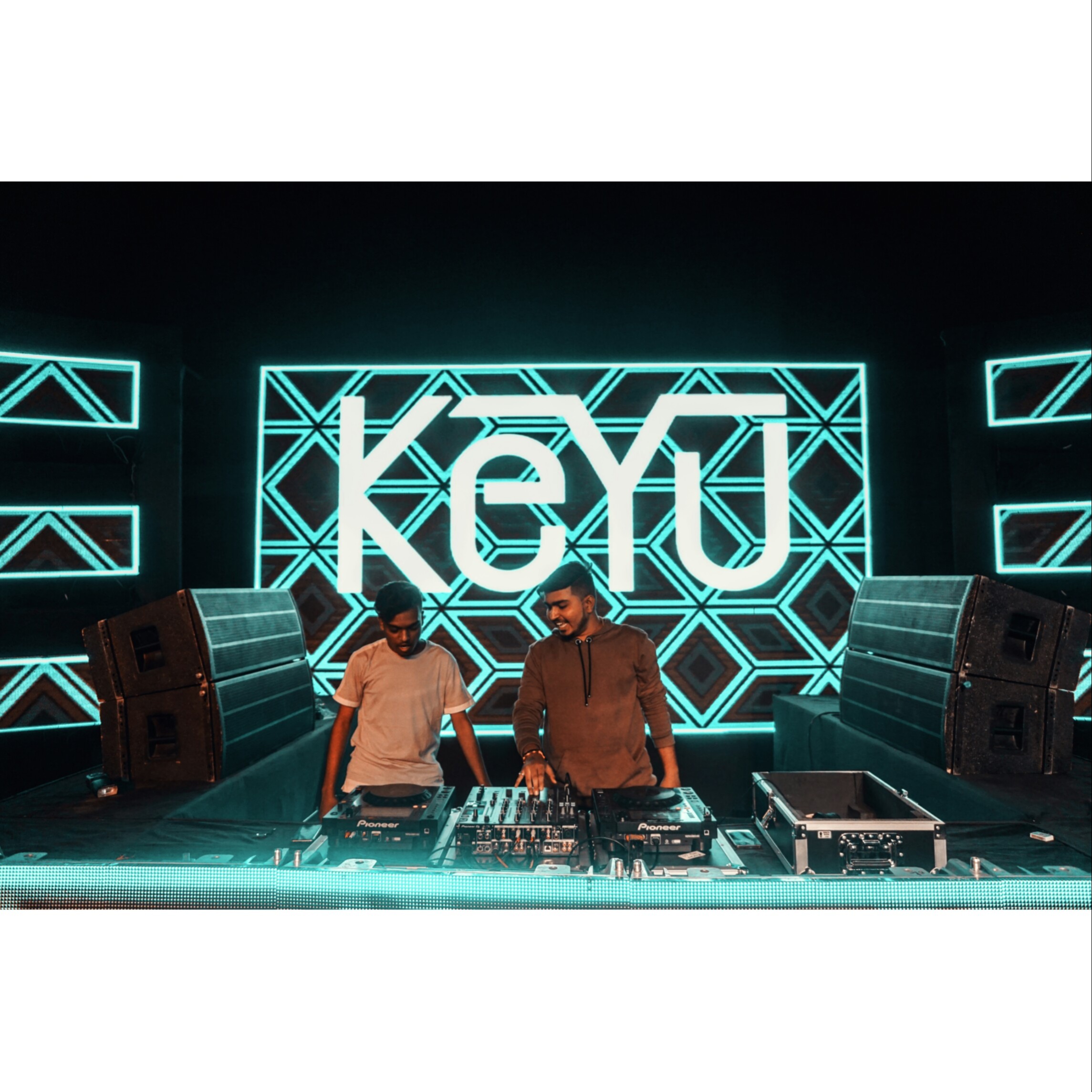 keyu | Twitter, Facebook | Linktree