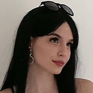 lily | Instagram, TikTok | Linktree