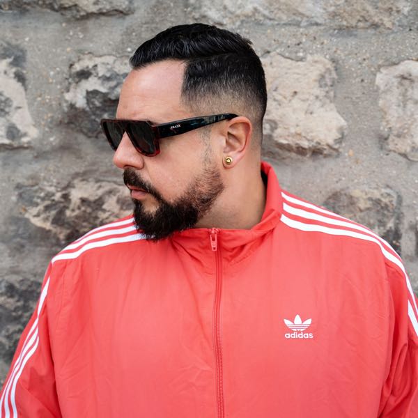 Marc Isla | Twitter, Instagram, Facebook, TikTok | Linktree