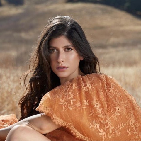 Ella Isaacson - Listen on YouTube, Spotify - Linktree