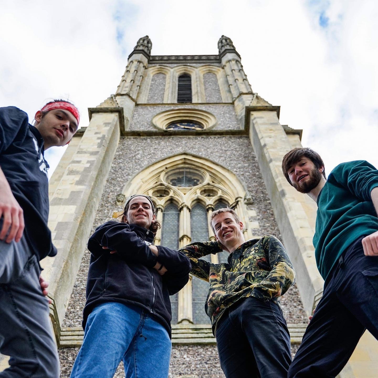 SECOND KNIVES | Facebook | Linktree