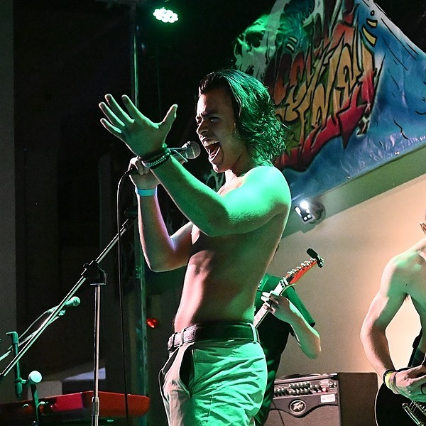 Vaggelis Grigoriou | Instagram, Facebook, TikTok | Linktree