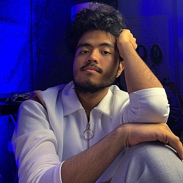 Michael Bayron | Instagram | Linktree