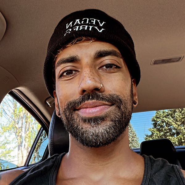 My Linktree is Vegan | Twitter, Instagram, TikTok | Linktree