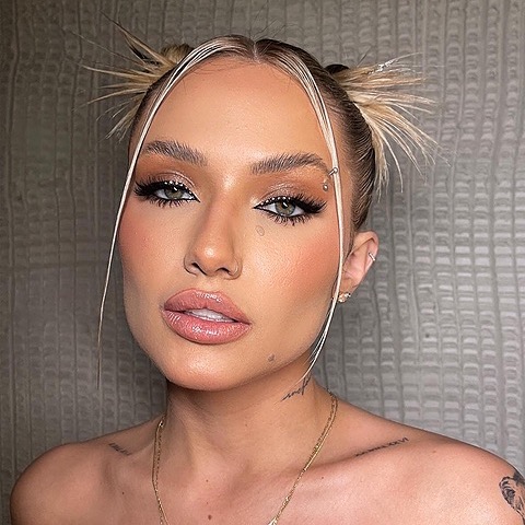 Sabrina Caminski | Instagram, TikTok | Linktree