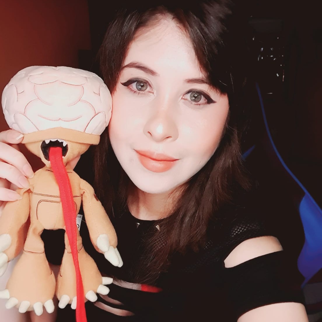 RebeccaRE | Twitter, Instagram, Facebook, TikTok, Twitch | Linktree