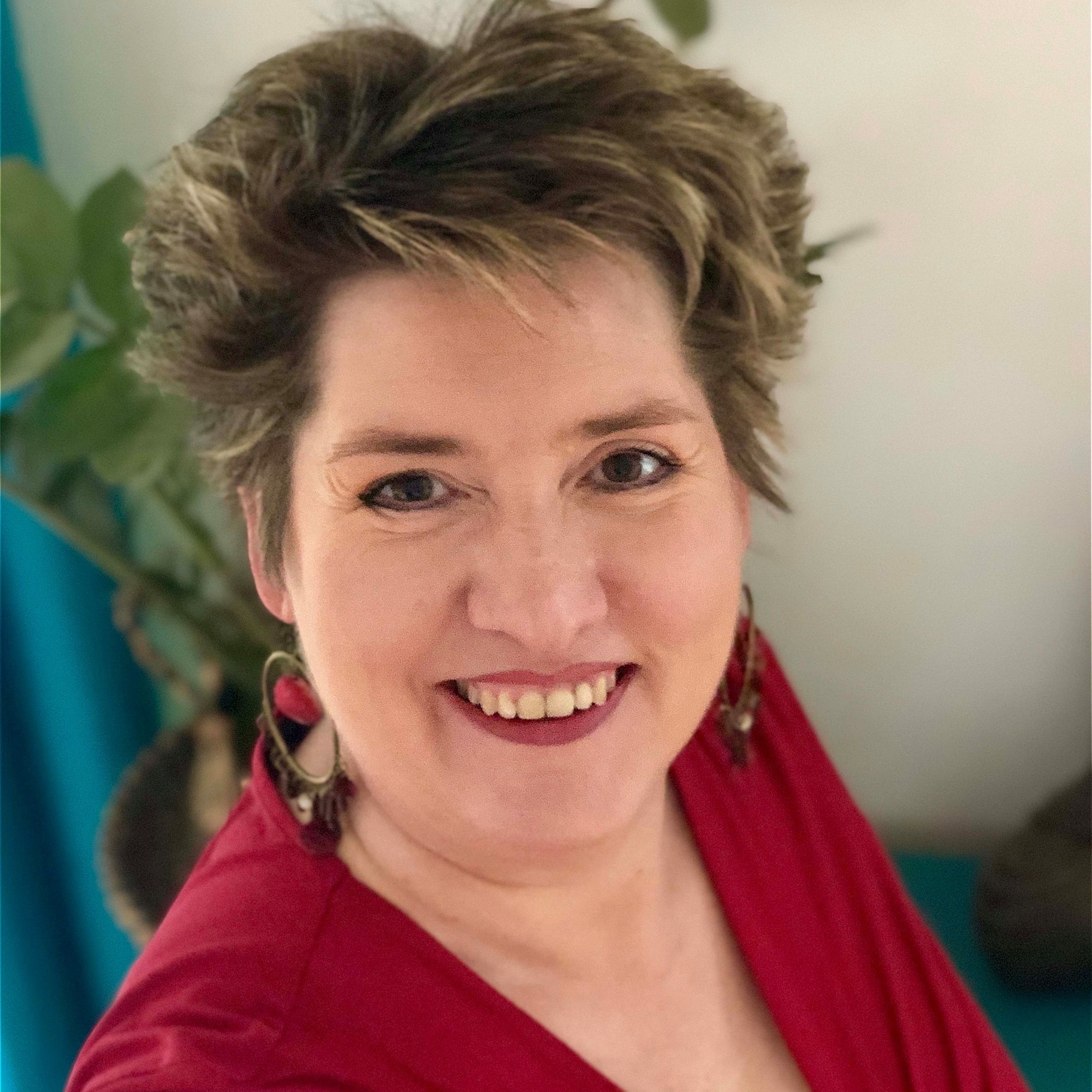 Isabelle Astier | Instagram, Facebook | Linktree