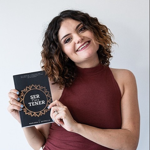 Mariana Estrella | Instagram, Facebook | Linktree