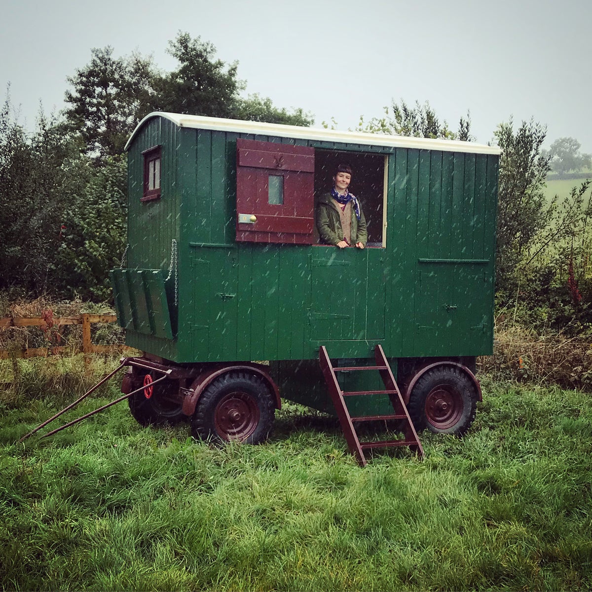 Folk Hattie | Linktree