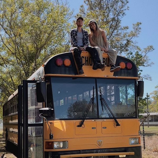 BUS LIFE 4 ME | Instagram, Facebook, TikTok | Linktree