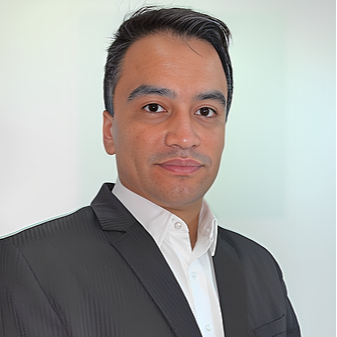 EMANUEL VASCONCELOS | Instagram, Facebook | Linktree