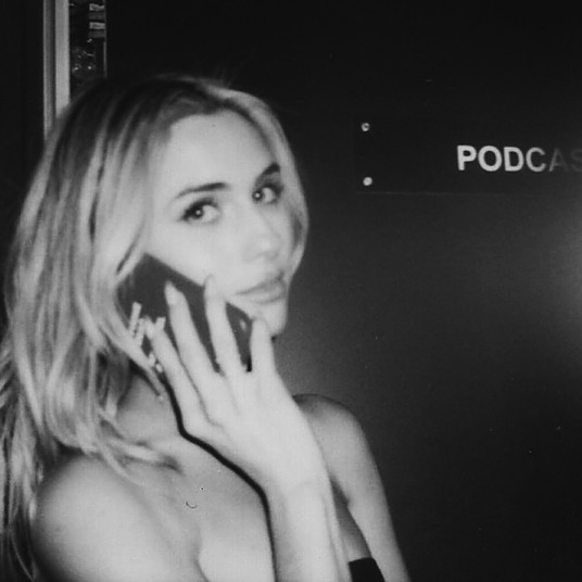 emilysavesamerica | Twitter, Instagram, TikTok | Linktree