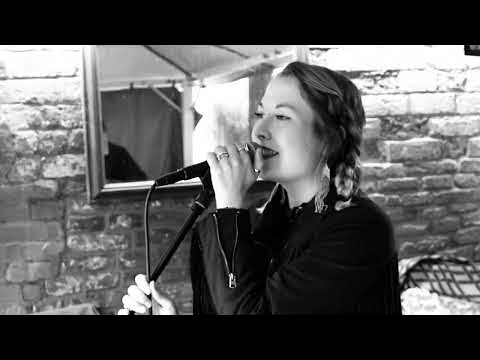 POLLY EDWARDS MUSIC | Instagram, Facebook | Linktree