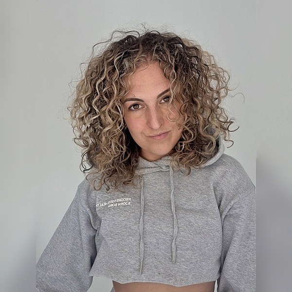 curly.iris | TikTok | Linktree