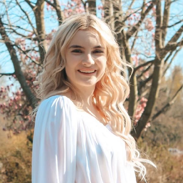 Sydney Rae | Twitter, Instagram, Facebook, TikTok | Linktree