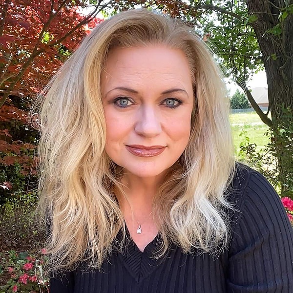 Beth Cowan Drake | Instagram, Facebook | Linktree