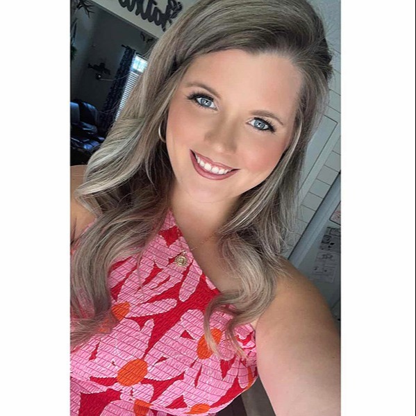 @Christina Meeks | TikTok | Linktree