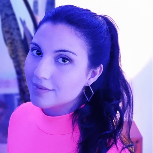 La Linux | Instagram, TikTok, Twitch | Linktree