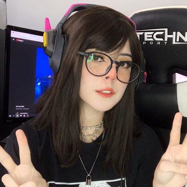 Katlyne | Facebook, Twitch | Linktree