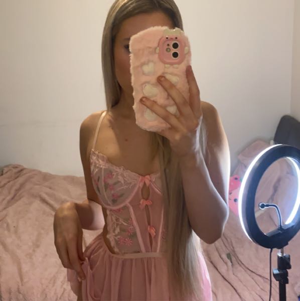 Felicity - Find Felicity Onlyfans - Linktree