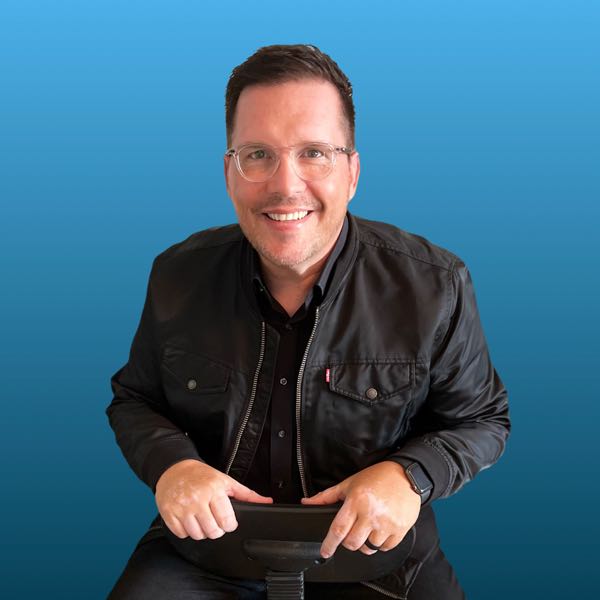 Rob Collins | Twitter, Instagram, Facebook, TikTok | Linktree