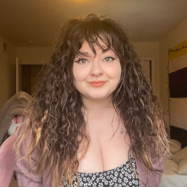 hi im ash! | Twitter, Instagram, TikTok, Twitch | Linktree