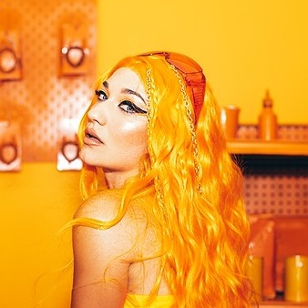 KARRA | Twitter, Instagram, YouTube, Spotify, Facebook | Linktree