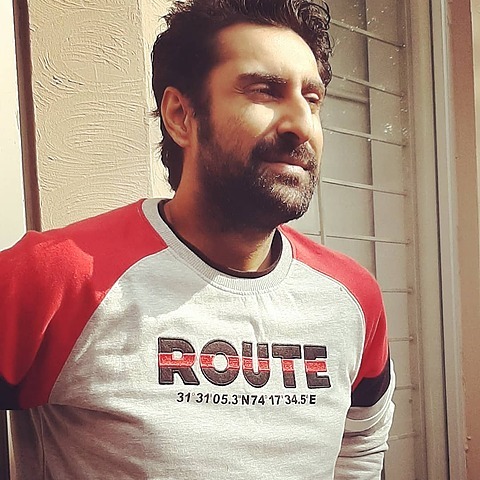 Khurram Abbas | Twitter, Instagram, Facebook | Linktree