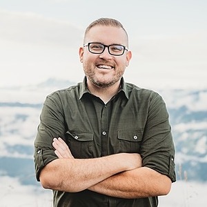 Jon Levesque | Twitter, Instagram, TikTok, Twitch | Linktree