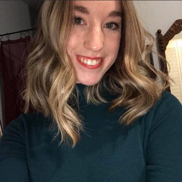 Author Caroline Scott | Linktree