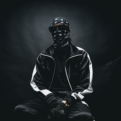 @Kwengface | Twitter, Instagram, TikTok | Linktree