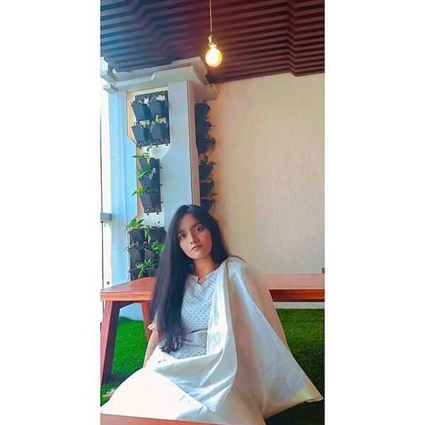 Art board story | Twitter, Instagram, Facebook | Linktree