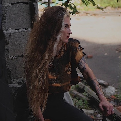 Whitney Waz! | Instagram, Facebook | Linktree