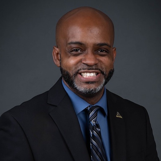 rodneydpierce | Twitter, Instagram, Facebook | Linktree