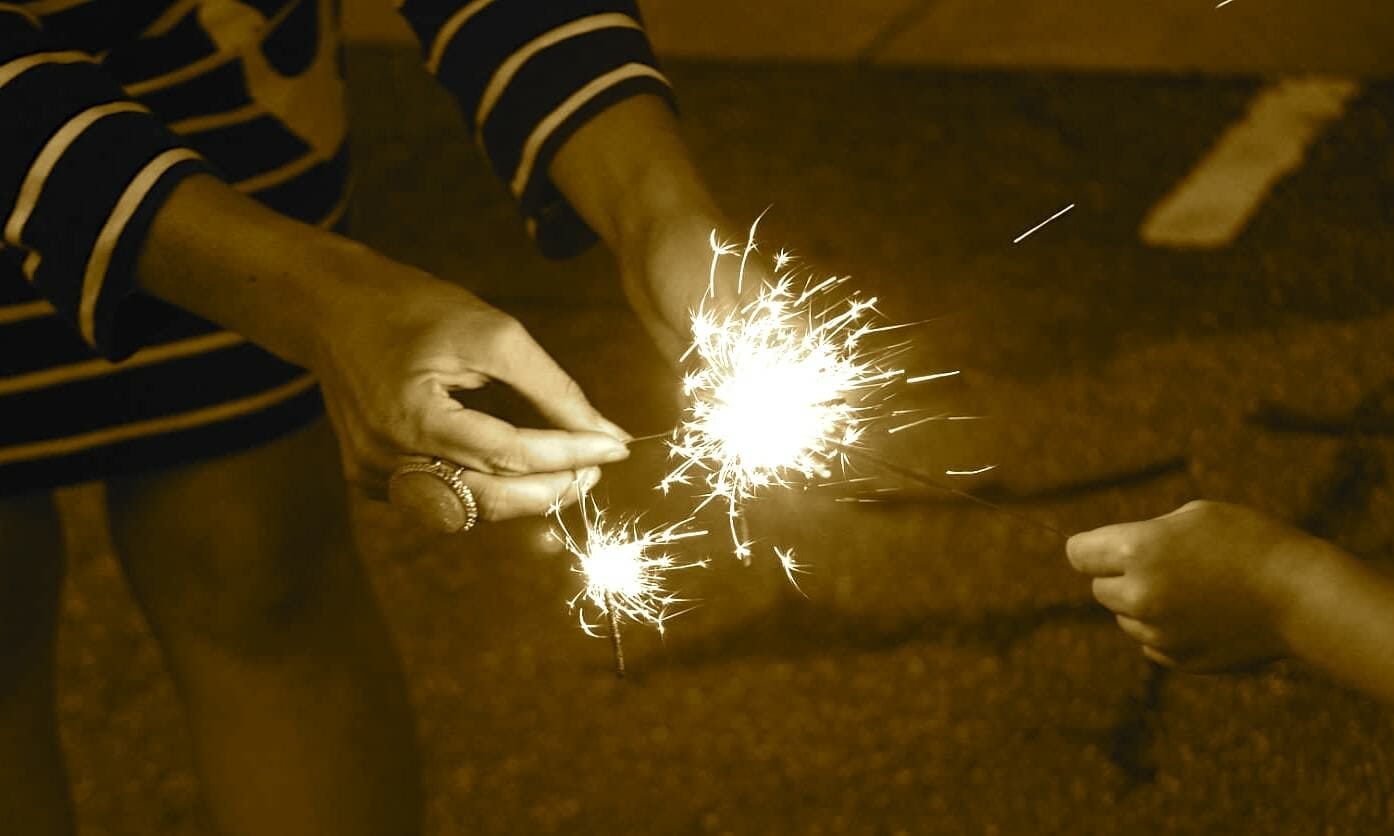 @Amy_V_Dewhurst | Linktree