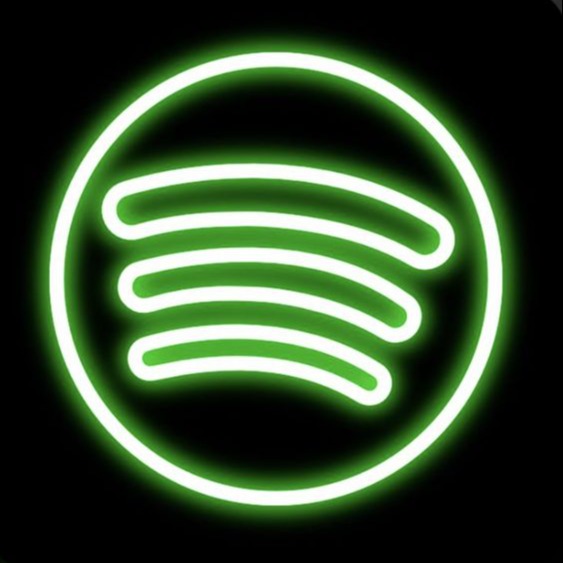 Carlos Lora | Instagram, Facebook | Linktree