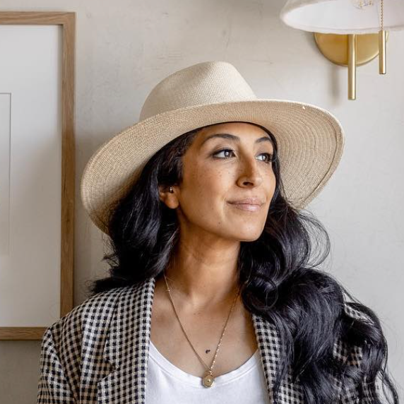 VERONICA VALENCIA | Instagram | Linktree